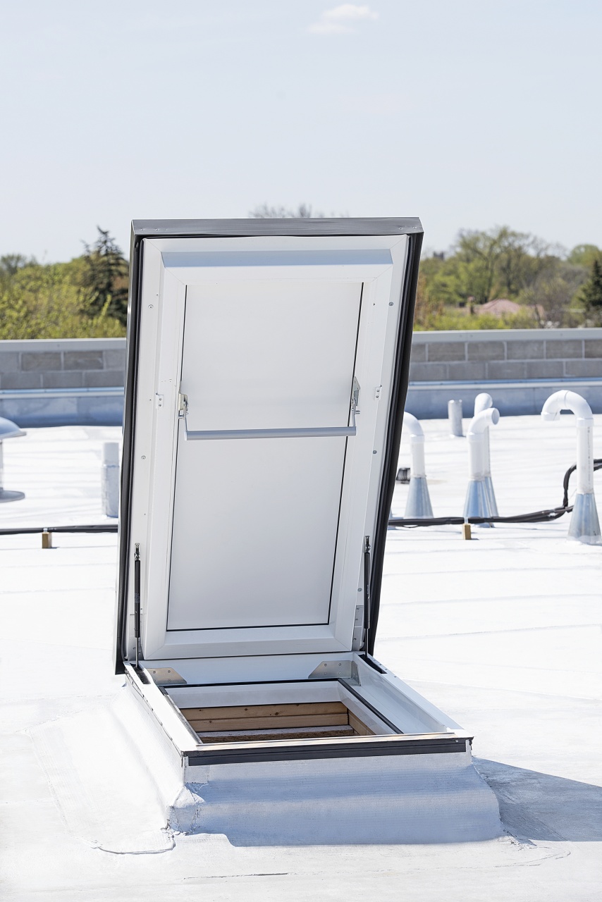 Flat Roof Metal Hatch DRL - FAKRO